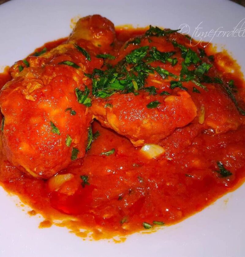 Delicious Chicken Tomato Sauce With Garlic - A Must Try Recipe