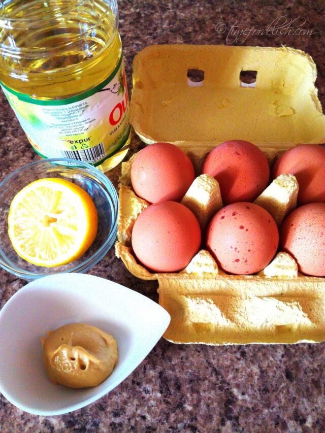 Homemade Mayonnaise Recipe (my fail-proof method)