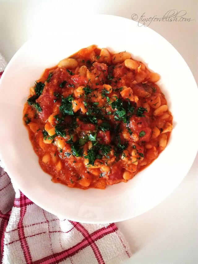 Stewed Beans With Sausage Recipe (From Scratch)